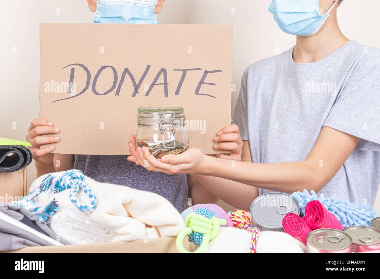 Animal rescue fund hi-res stock photography and images - Alamy