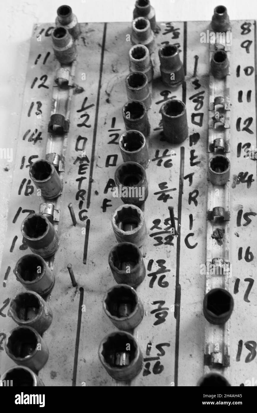 Set different sizes black Black and White Stock Photos & Images - Alamy