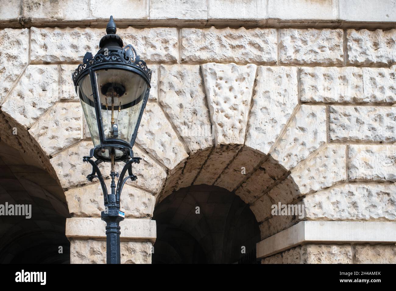 Horseguards arch hi-res stock photography and images - Alamy