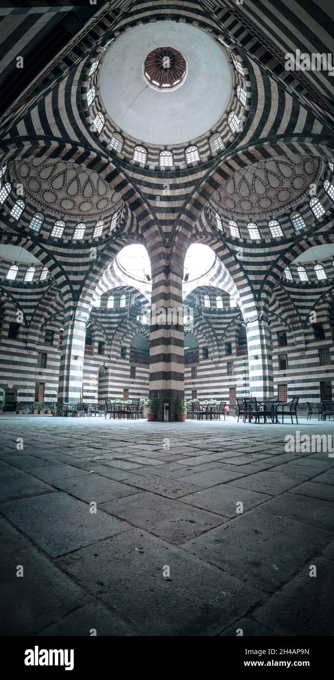 Ancient city wall damascus hi-res stock photography and images - Alamy