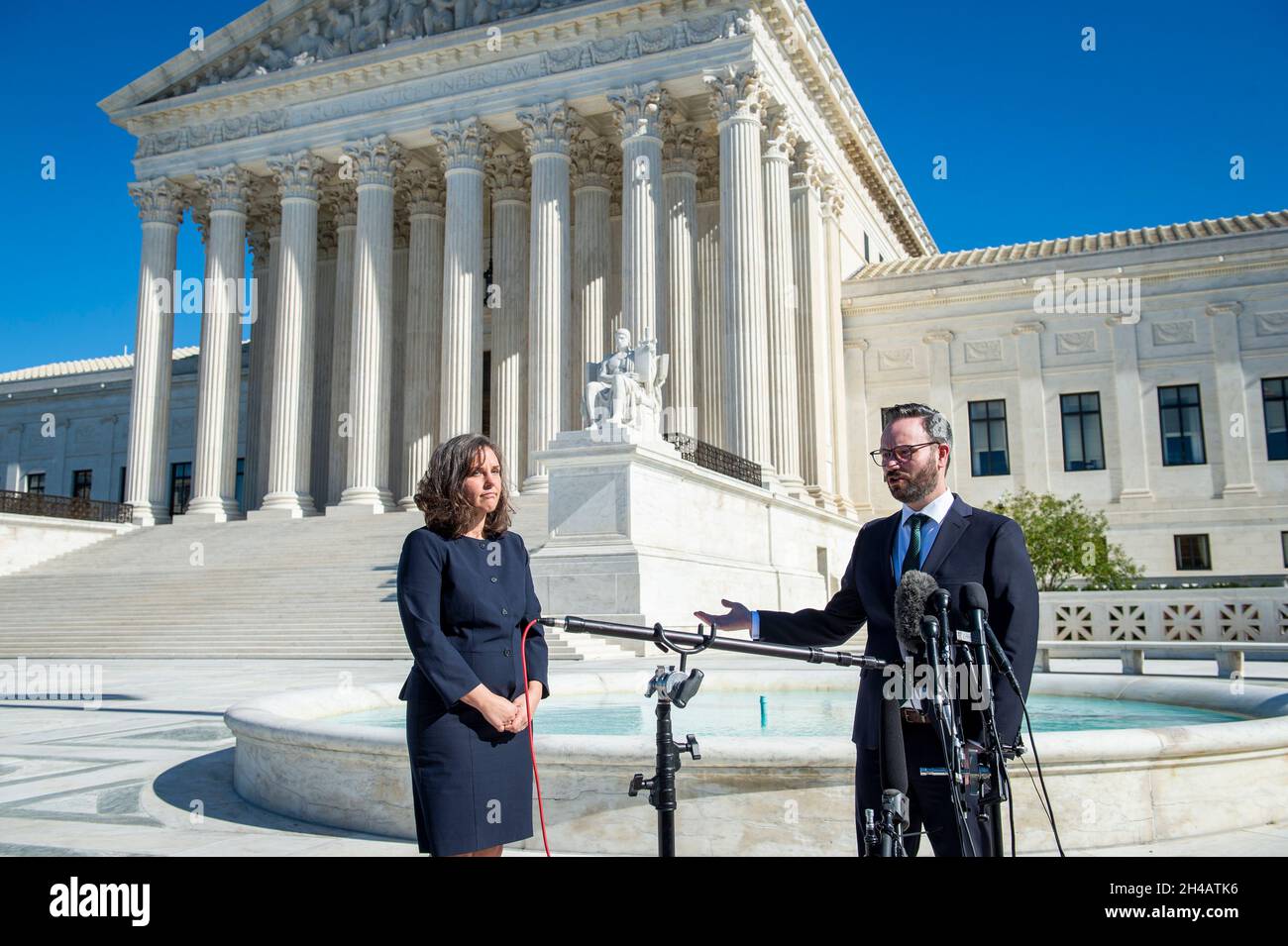 Right julie hi-res stock photography and images - Alamy