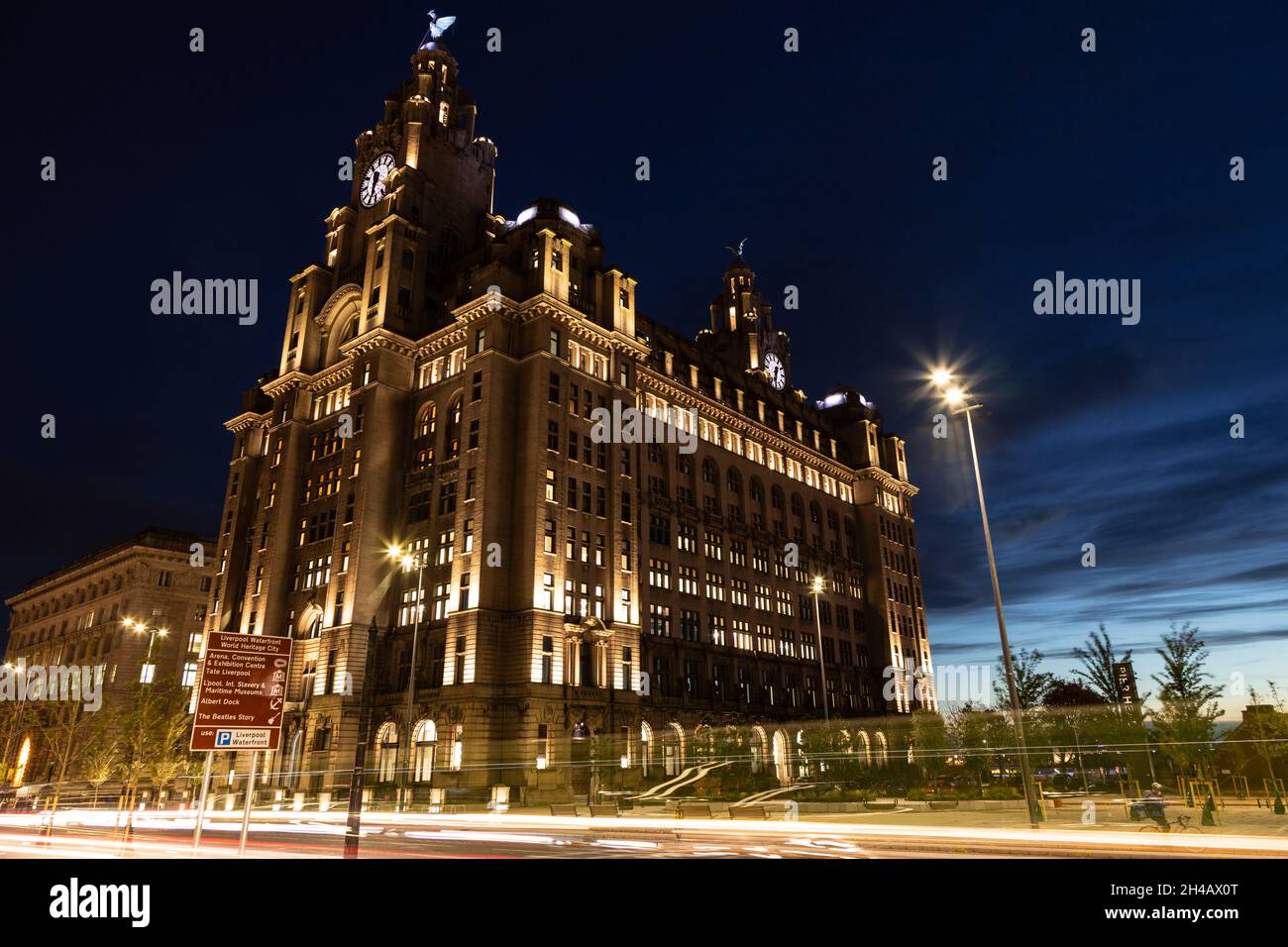 Royal Liver Building at night, Liverpool, England Stock Photo - Alamy