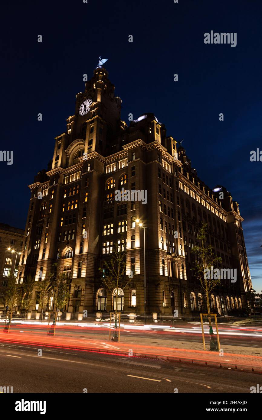 Royal Liver Building at night, Liverpool, England Stock Photo - Alamy