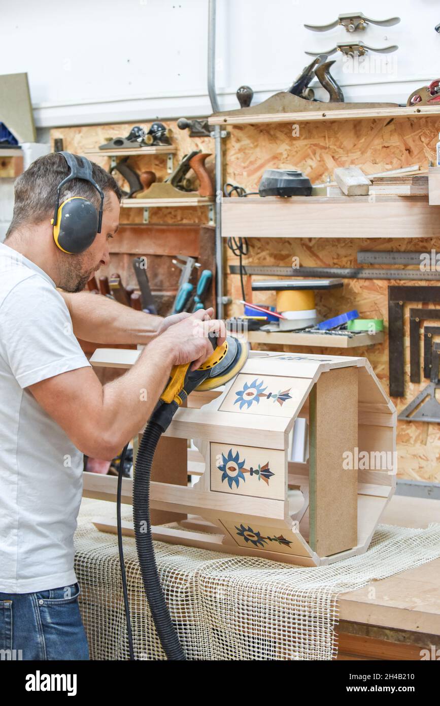 Carpenter making furniture hi-res stock photography and images - Alamy
