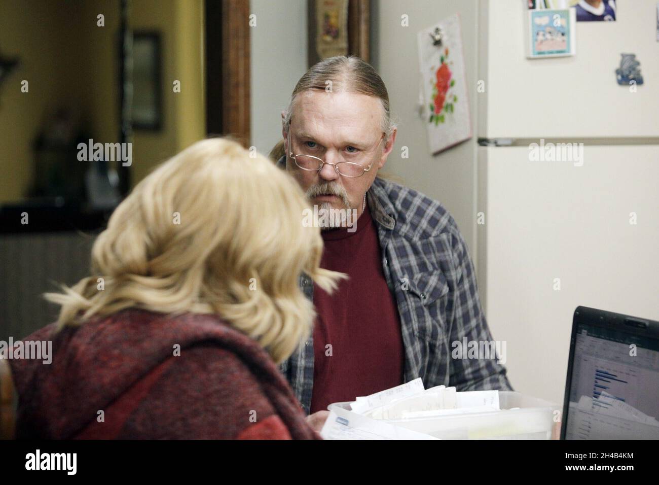 13 MINUTES, (aka THIRTEEN MINUTES), from left: Anne Heche, Trace Adkins ...