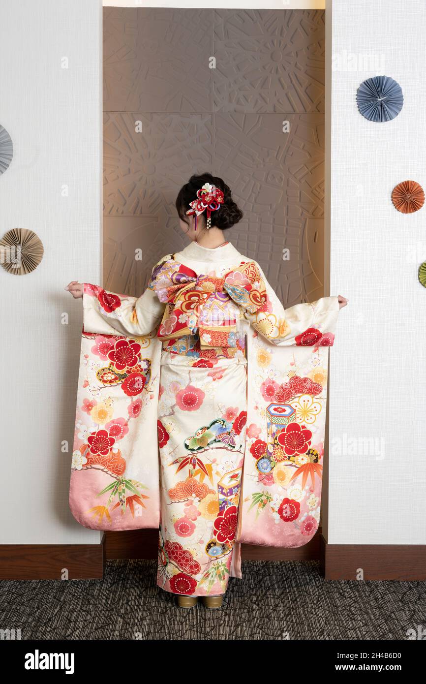 Furisode hair hi-res stock photography and images - Alamy