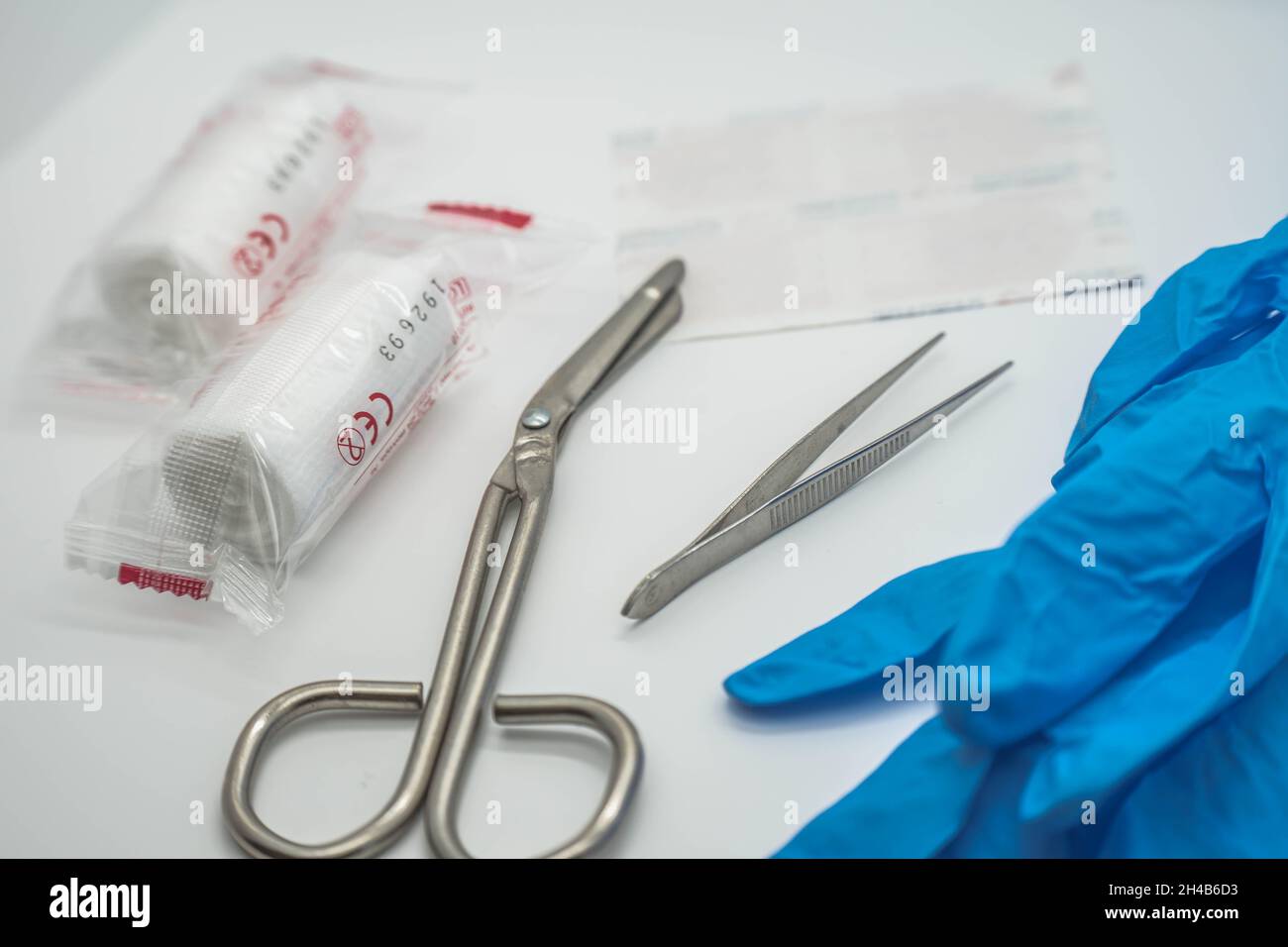 Medical kit surgical gloves hi-res stock photography and images - Alamy