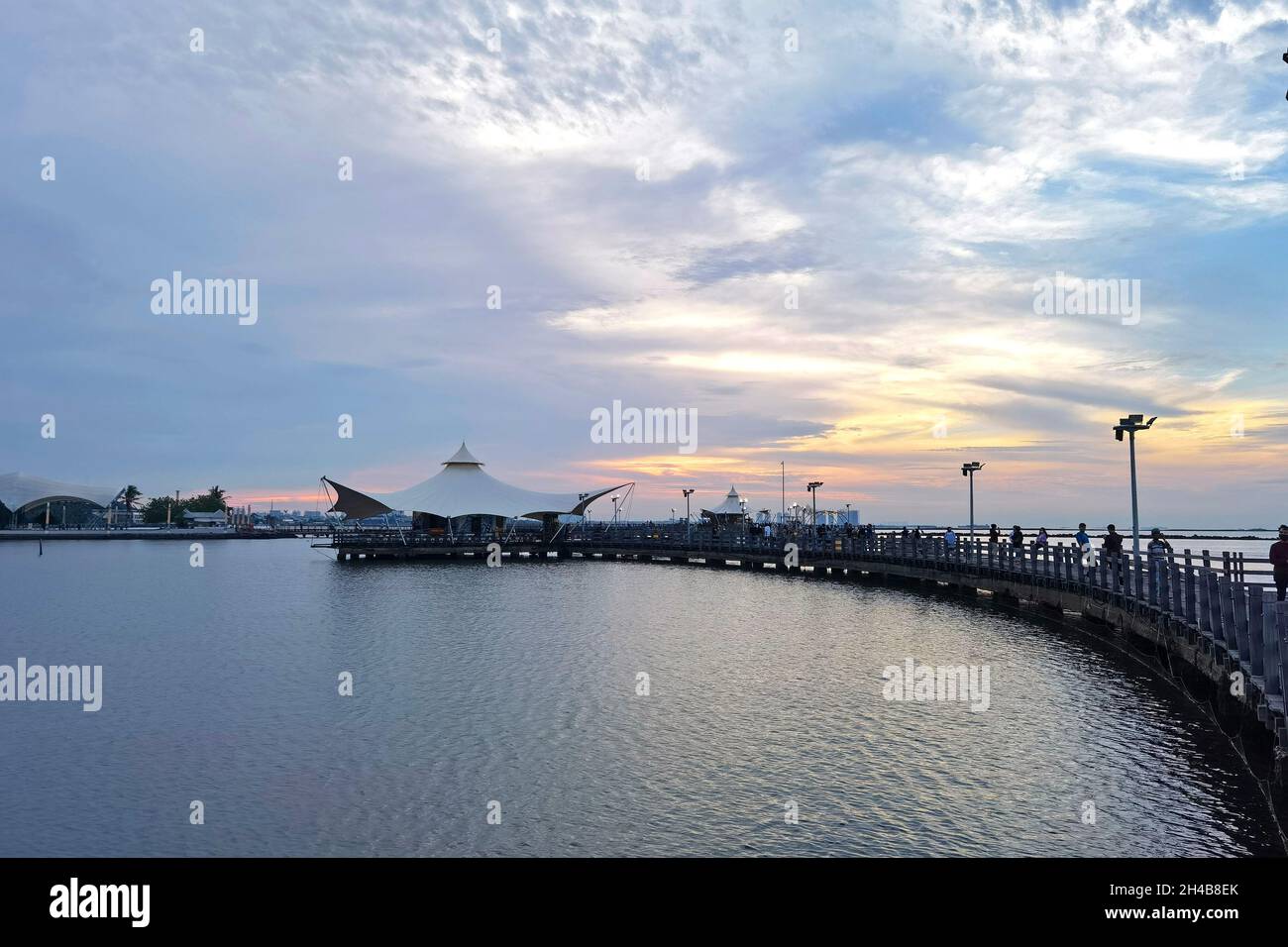 Pantai Ancol Beach, Jakarta, Indonesia Stock Photo - Alamy