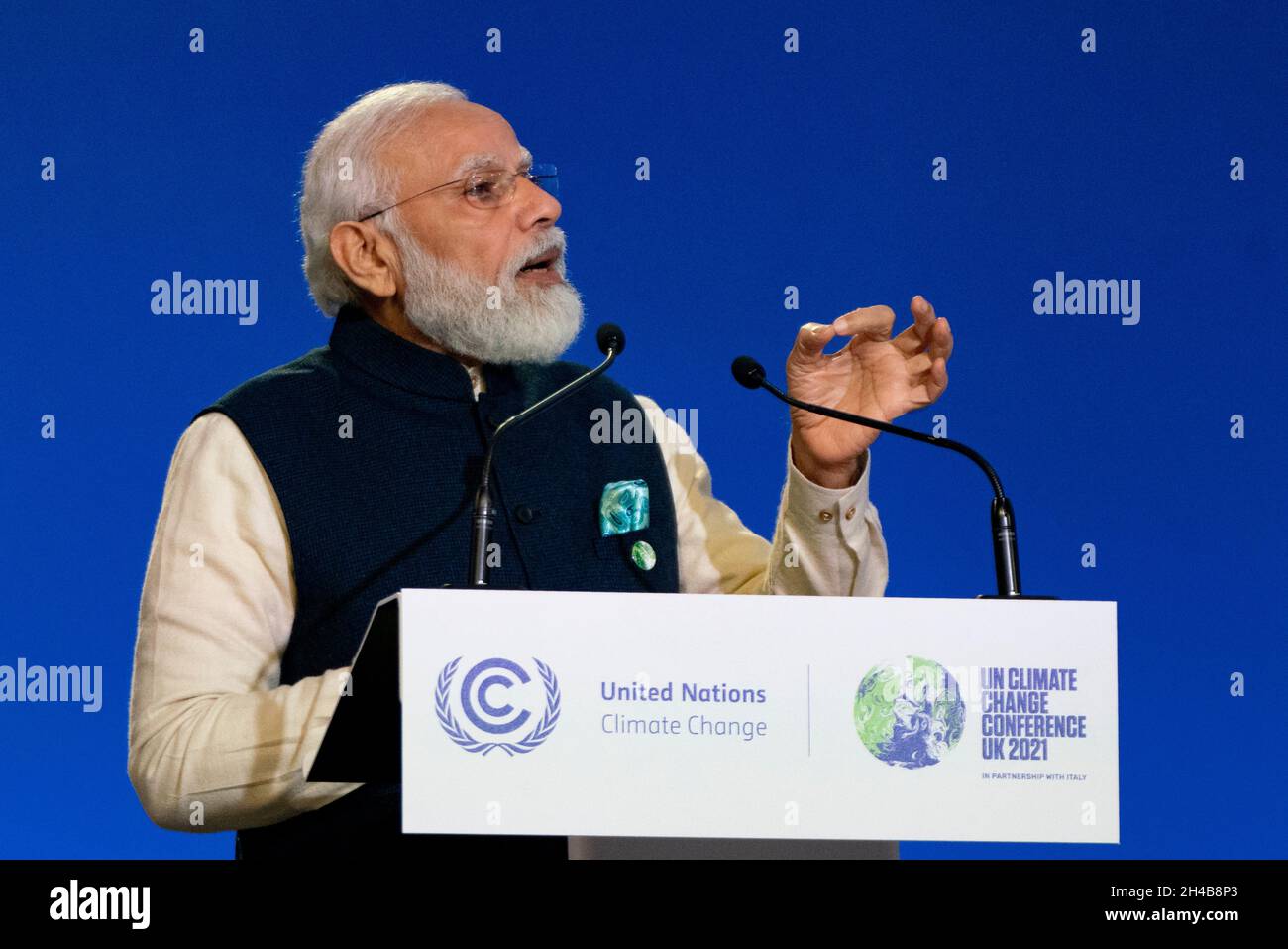 Narendra modi at cop26 hi-res stock photography and images - Alamy