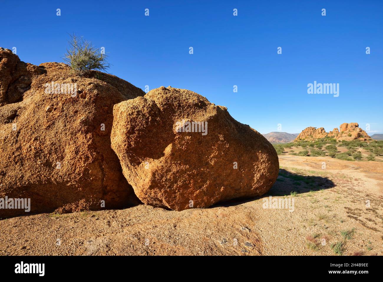 Farm Omandumba (guest farm): Granite rocks in the Erongo Mountains ...