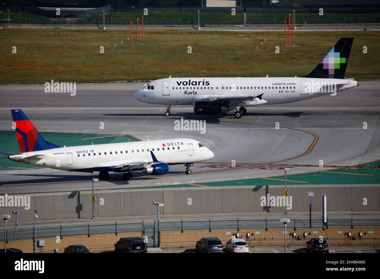 Los Angeles, California, USA. 28th Mar, 2019. A Volaris Airbus SE A319 ...
