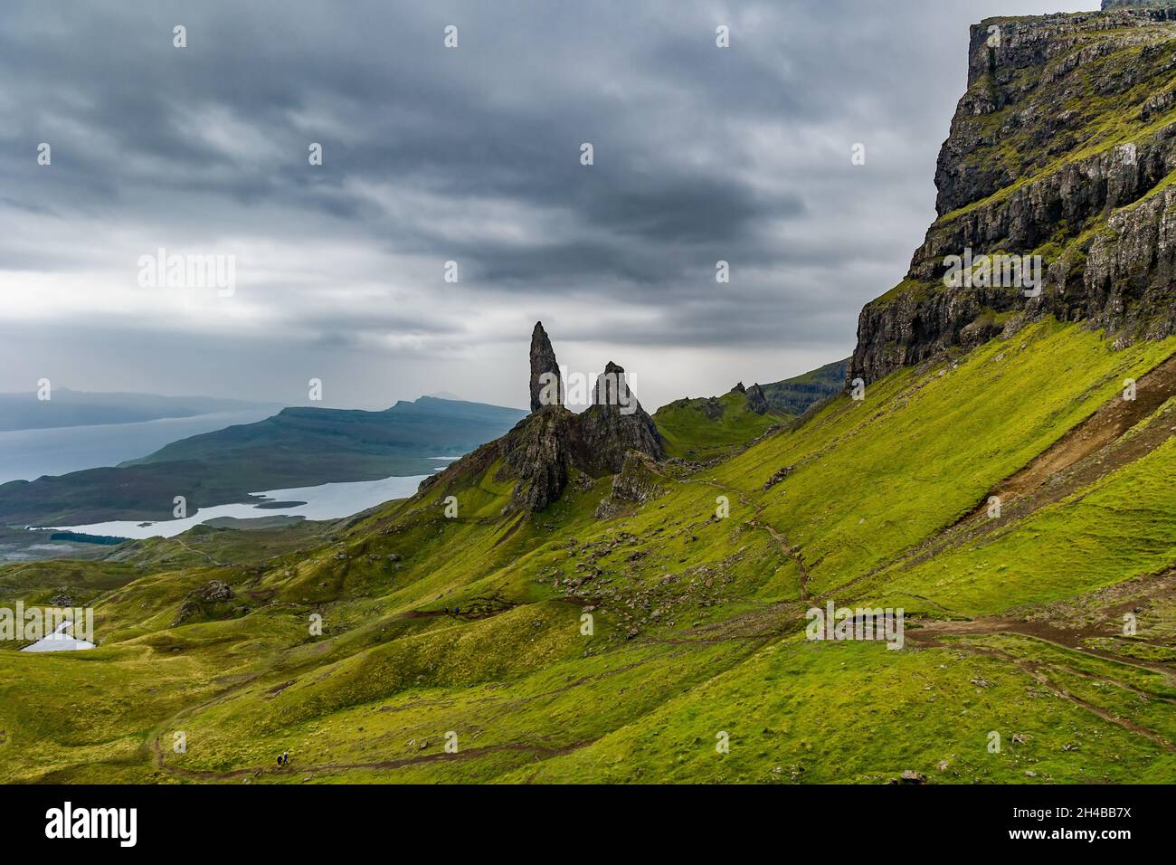 Dramatic stormy skies, sunbeams and mountain scenery at Storr, Isle of ...