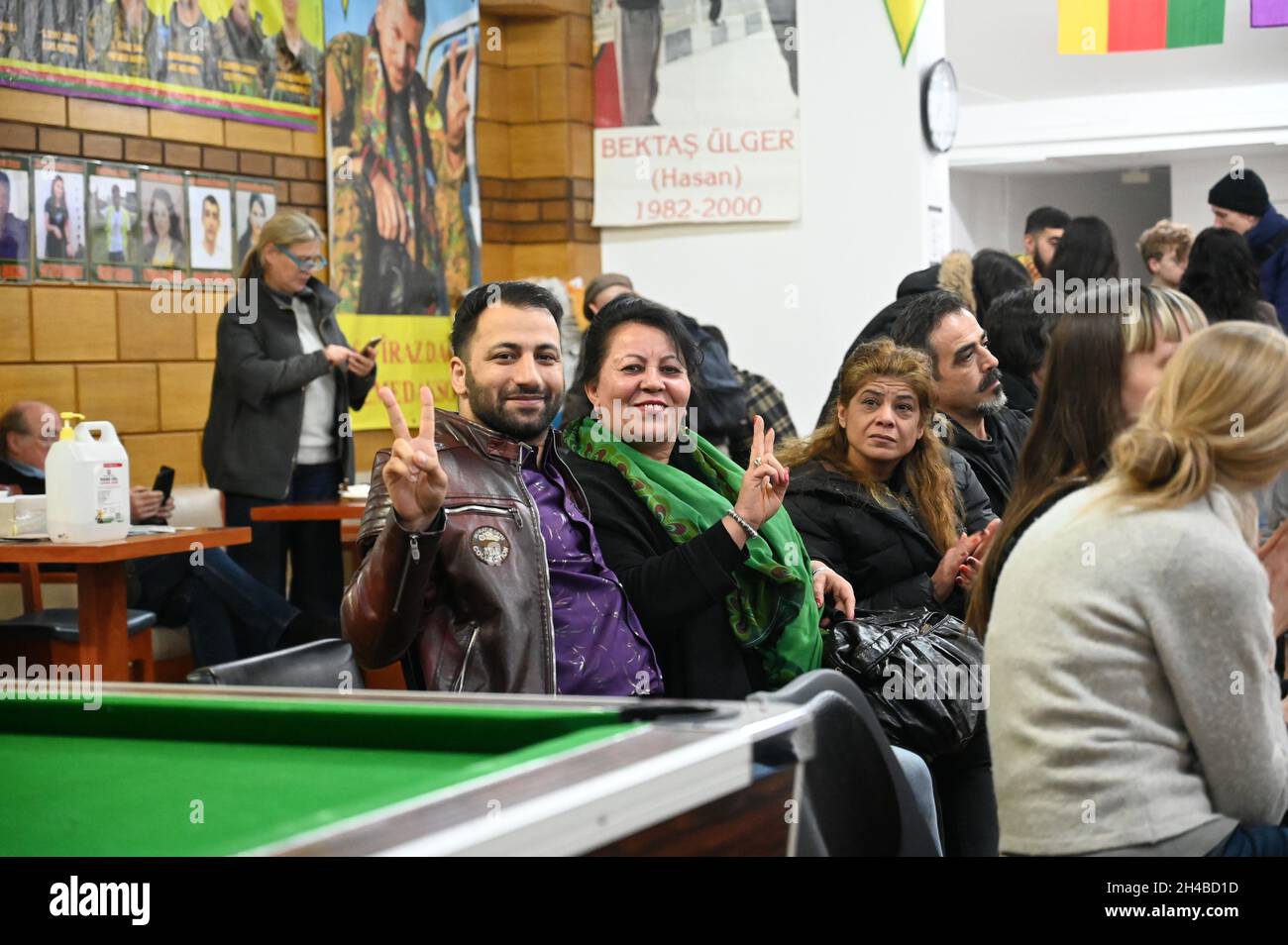 Kurdish womens initiative in the uk hi-res stock photography and images ...