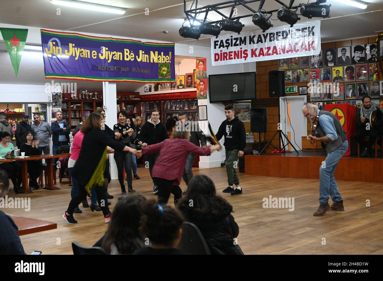 Peace in kurdistan campaign hi-res stock photography and images - Alamy