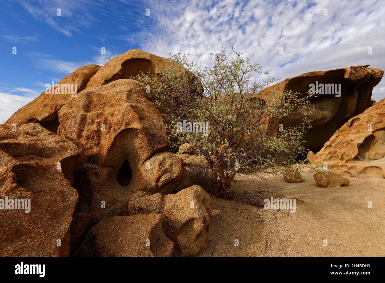 Farm Wüstenquell (Wuestenquell Guest Farm): Eroded and weathered ...