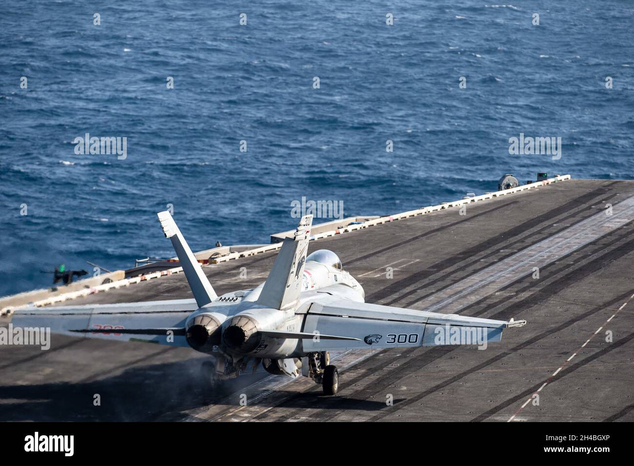 210601-N-QC790-2163 ARABIAN SEA (June 1, 2021) - An F/A-18E Super ...