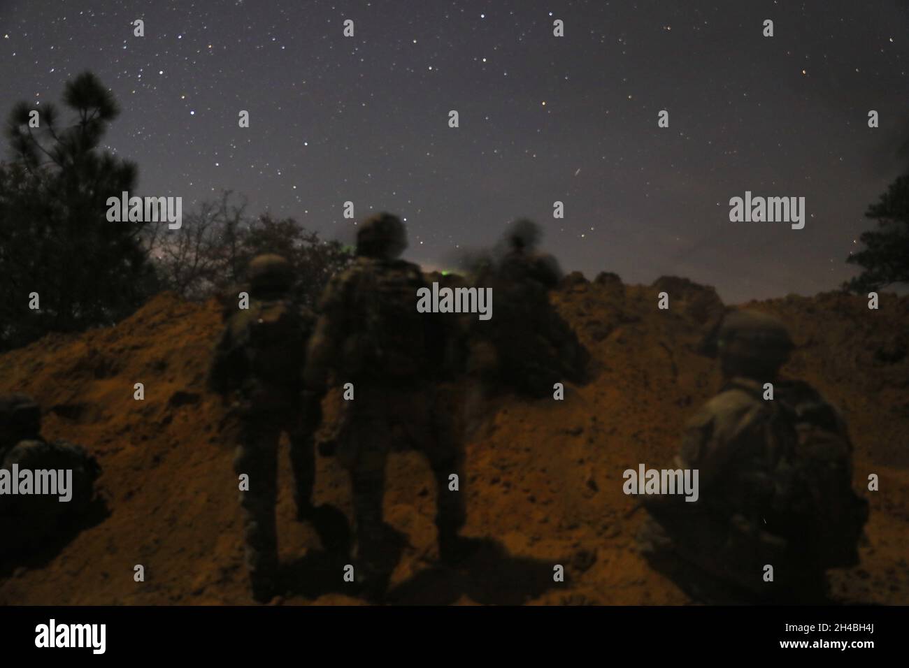 Paratroopers assigned to "2 Fury", 2-508th Parachute Infantry Regiment ...