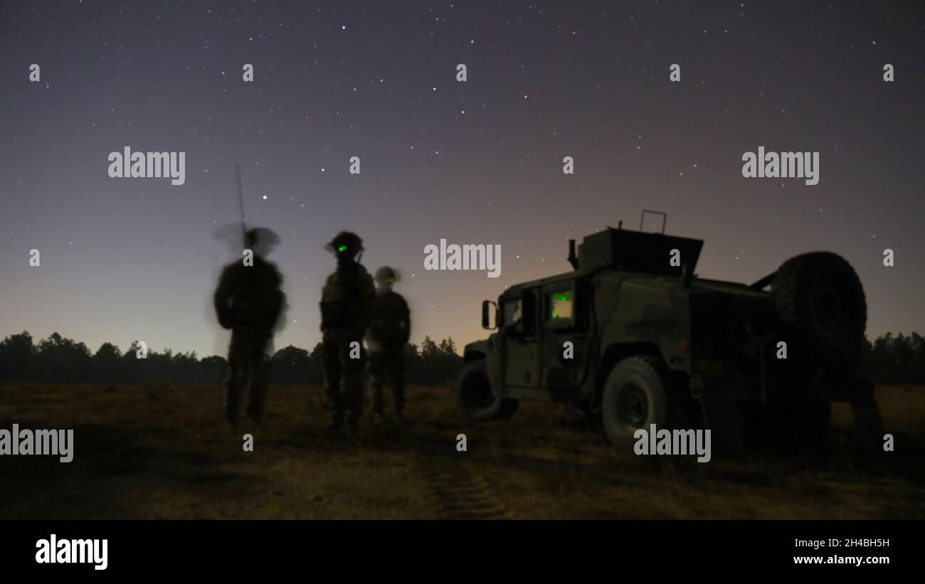 Paratroopers assigned to "2 Fury", 2-508th Parachute Infantry Regiment ...