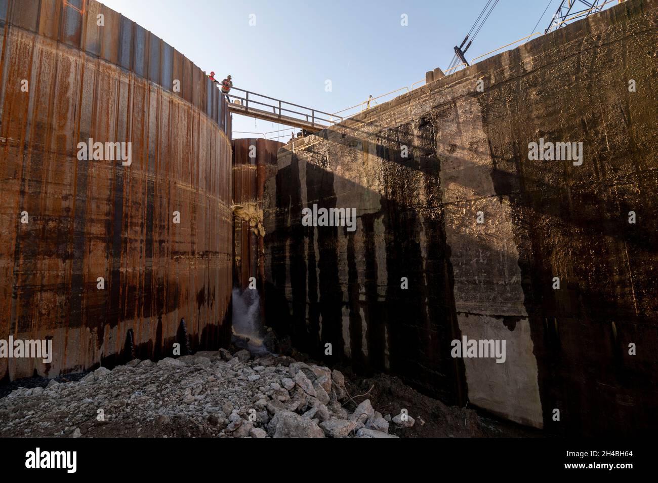 Dewatered lock hi-res stock photography and images - Alamy