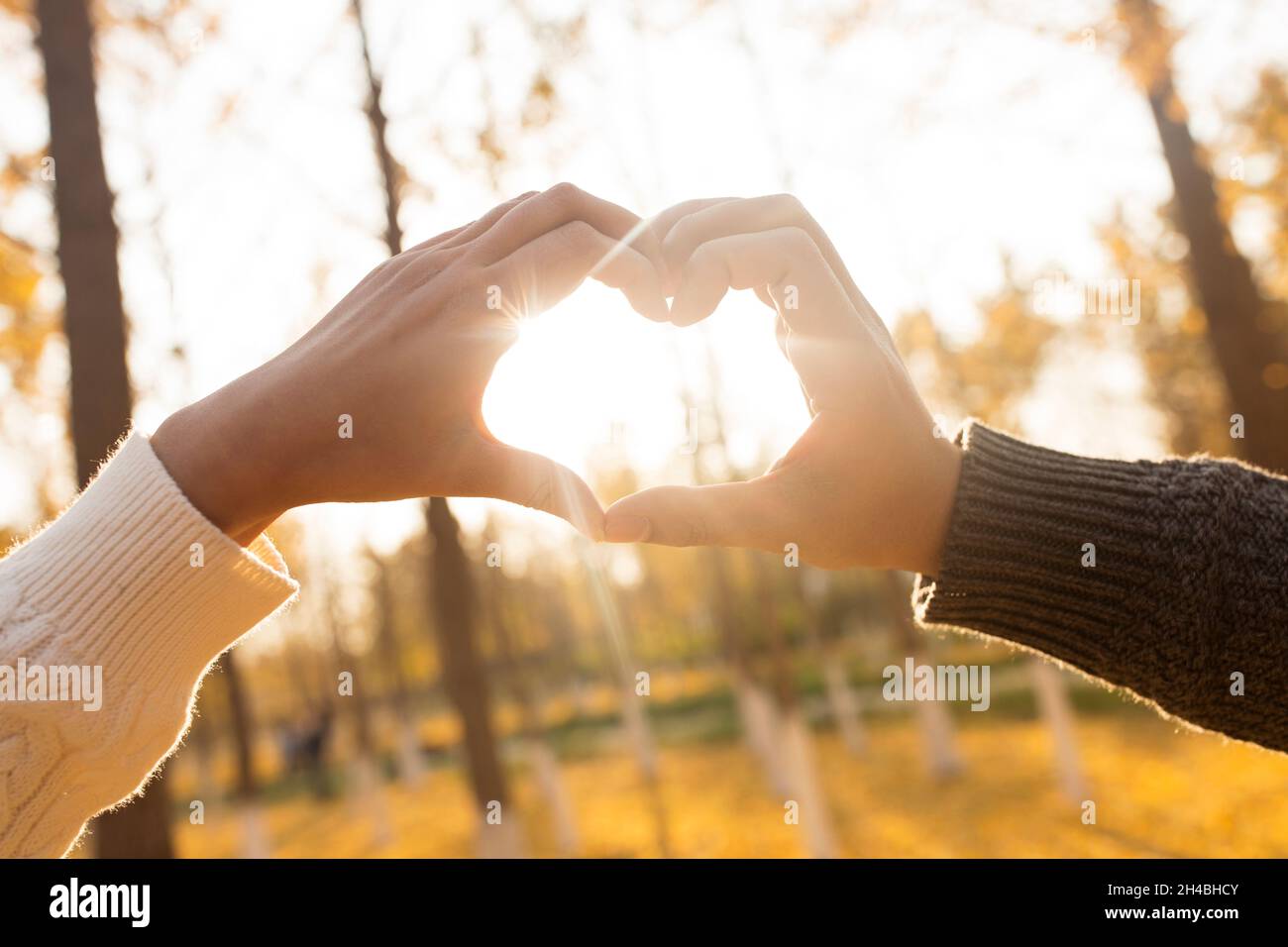 Young asian couple making heart hi-res stock photography and images - Alamy