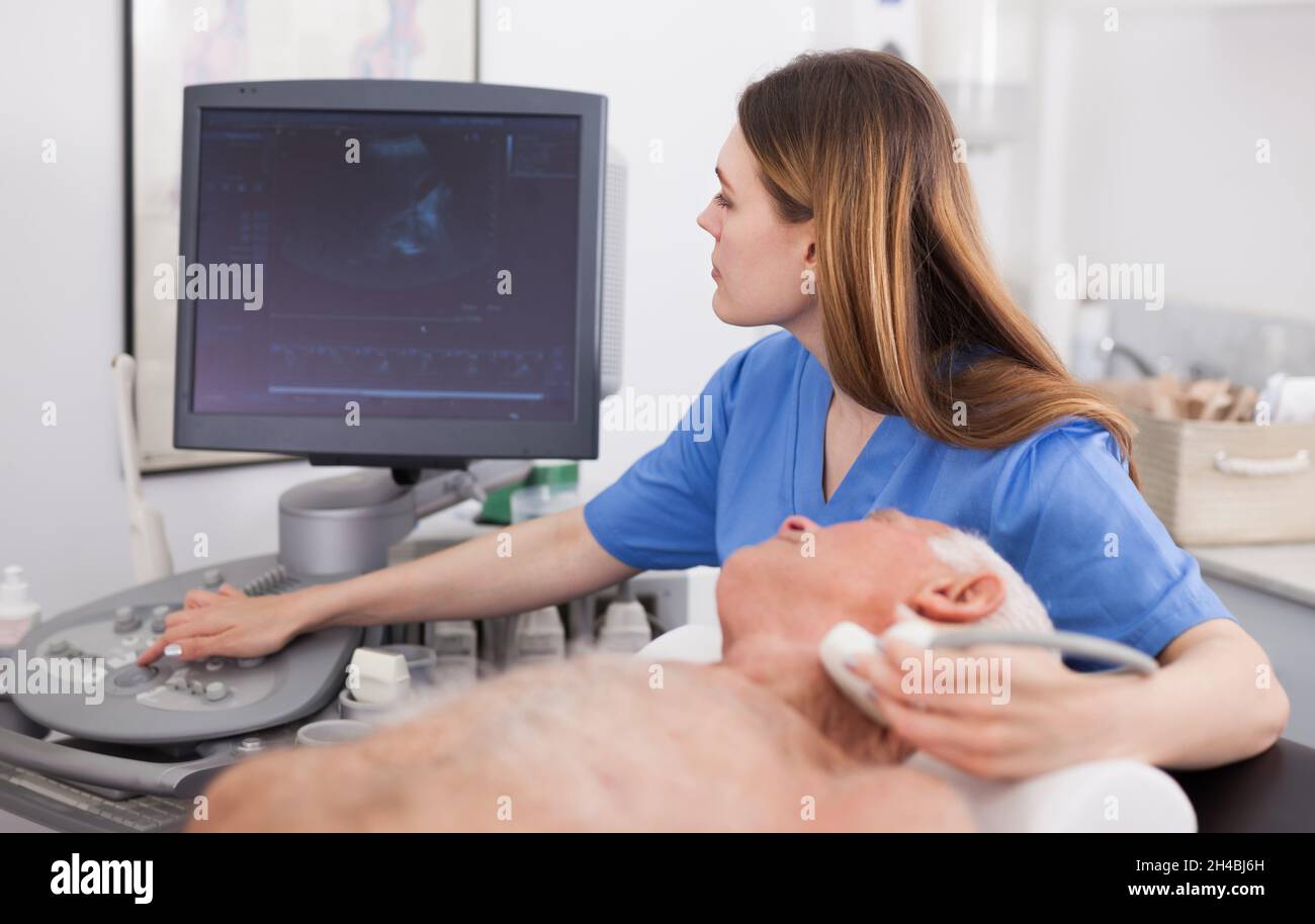 Elderly man and scan hi-res stock photography and images - Alamy