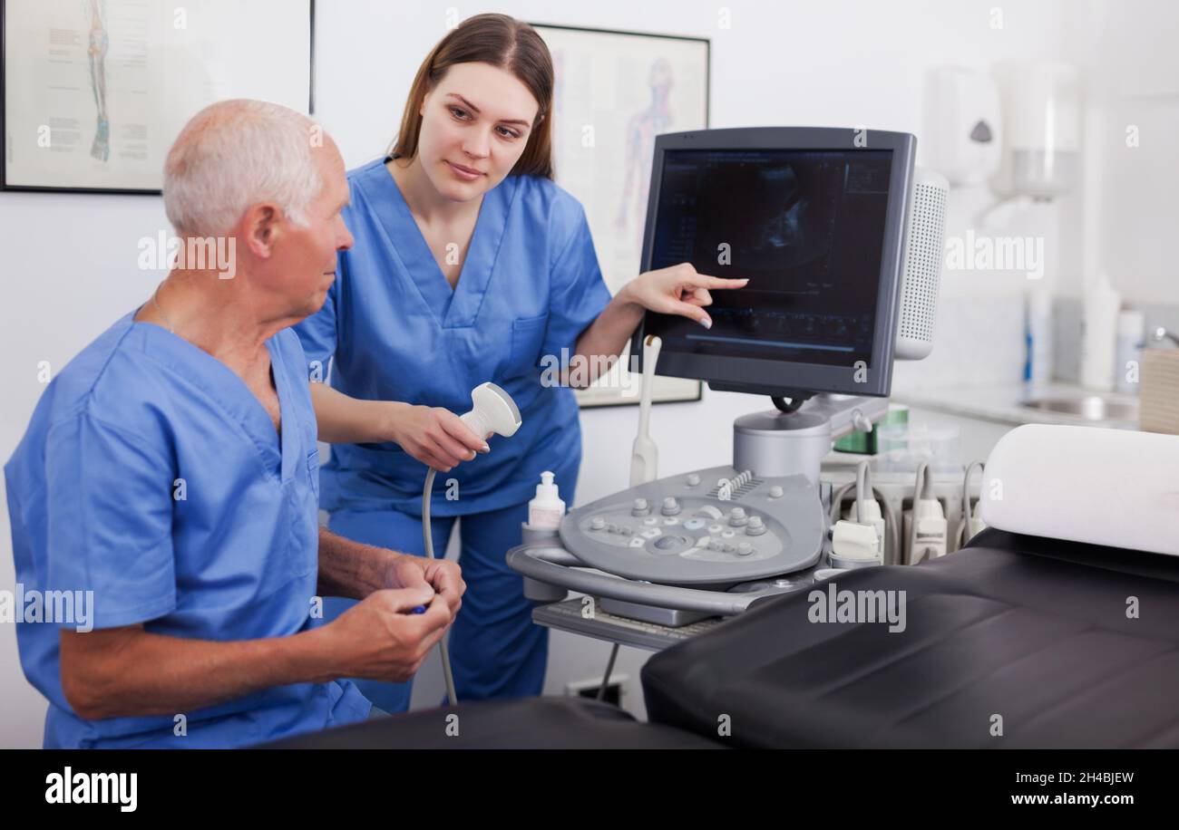 Nurse at ultrasound hi-res stock photography and images - Alamy