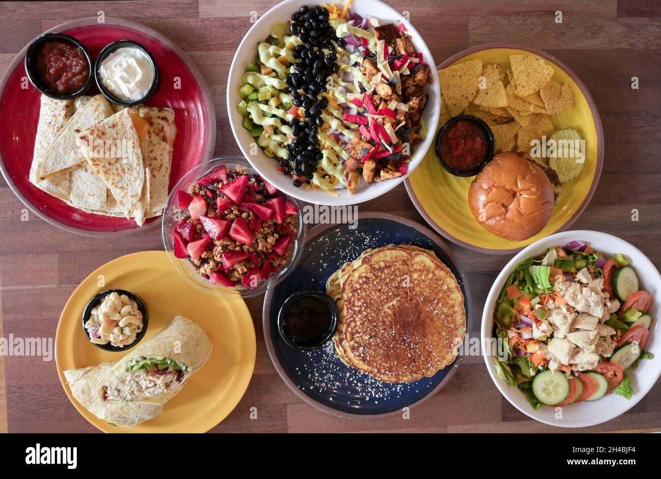 Food Story, healthy breakfast pancakes, fruit and grain bowls top view ...