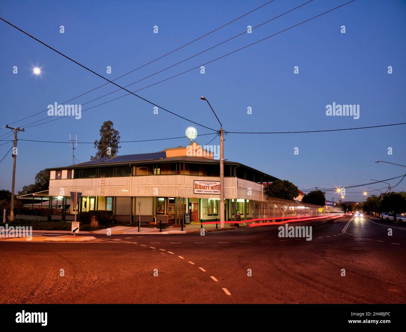 Historic Burnett Hotel (1933) on Capper Street Gayndah Queensland ...