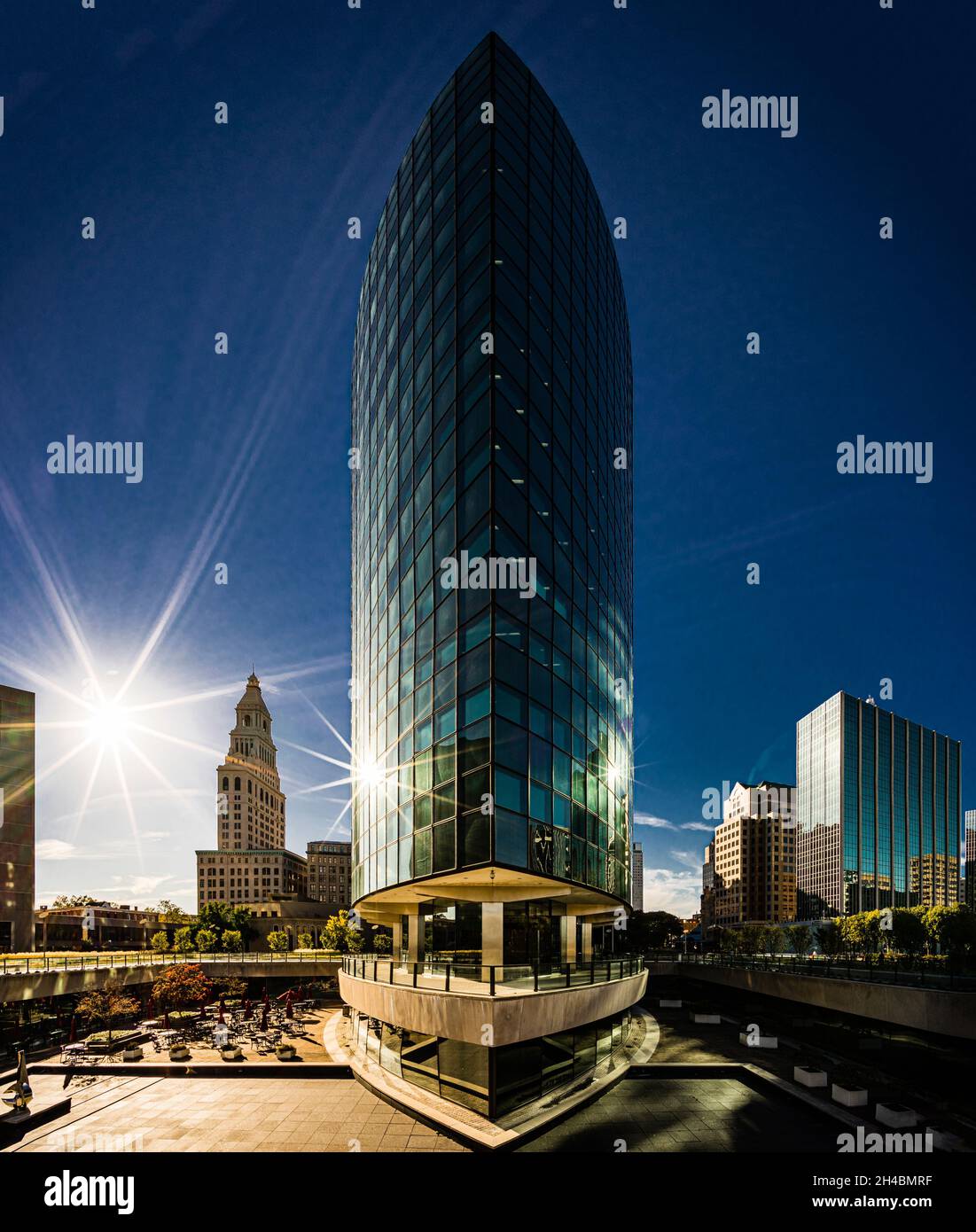 Phoenix building connecticut hi-res stock photography and images - Alamy