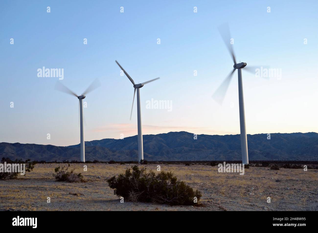 Wind turbines near palm springs hi-res stock photography and images - Alamy