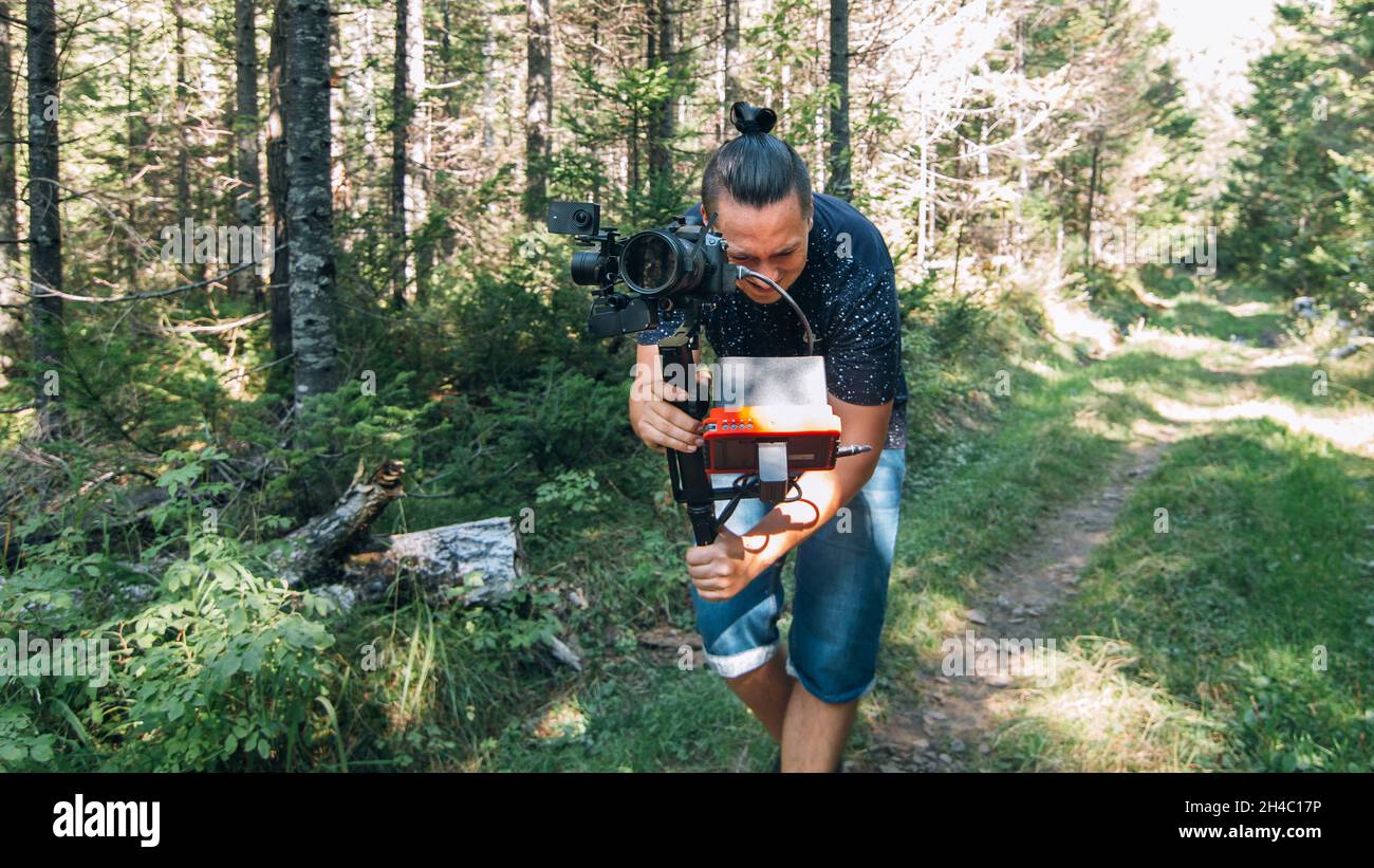 Professional photographer on ship hi-res stock photography and images ...