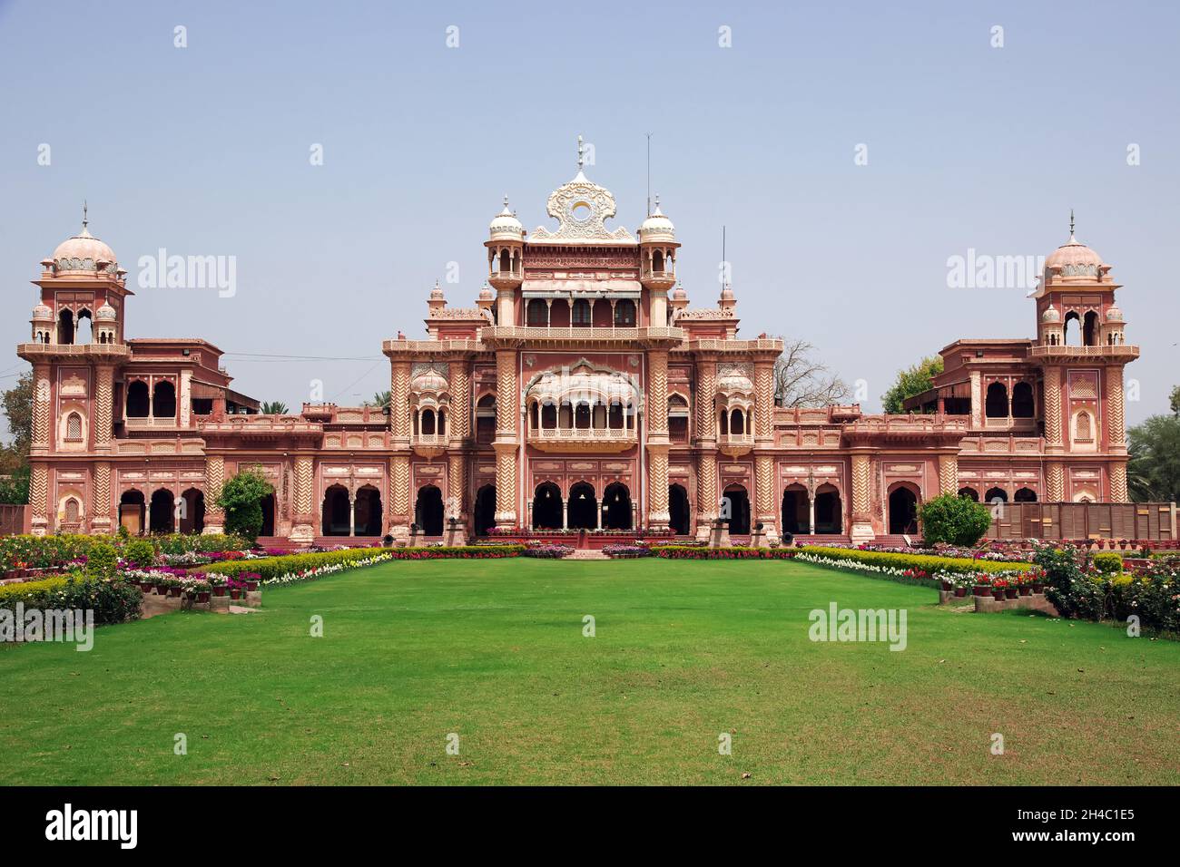Faiz Mahal palace in Khairpur, Sindh, Pakistan Stock Photo - Alamy