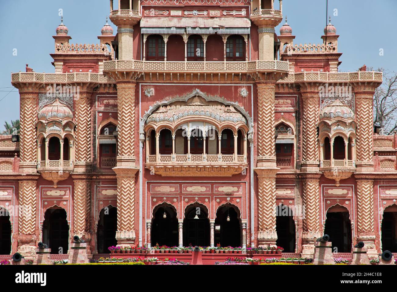Faiz Mahal palace in Khairpur, Sindh, Pakistan Stock Photo - Alamy