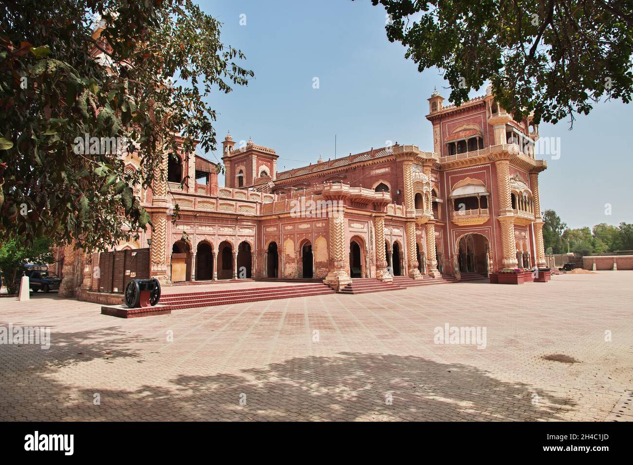 Faiz Mahal palace in Khairpur, Sindh, Pakistan Stock Photo - Alamy