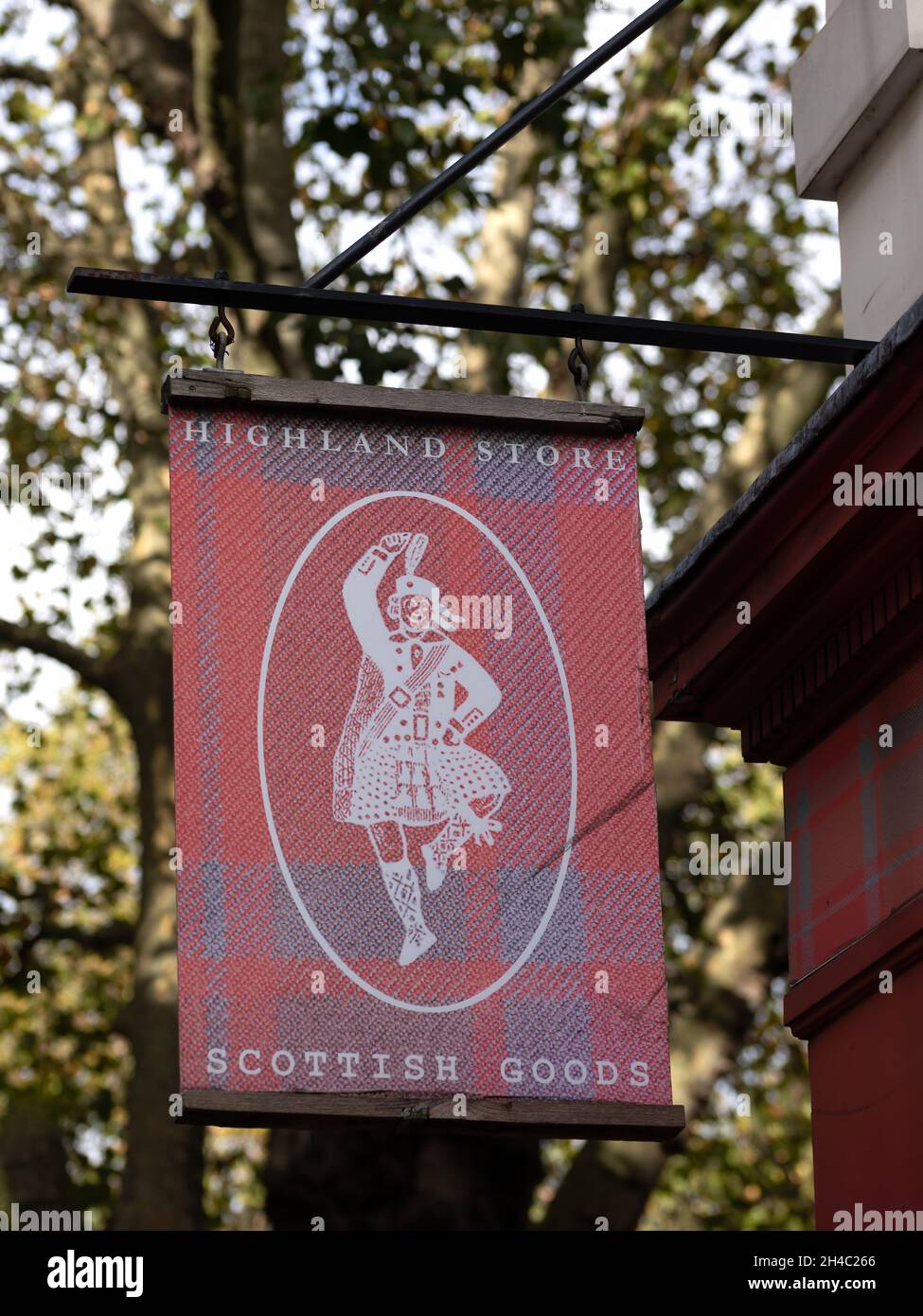 Highland store great russell street hi-res stock photography and images ...