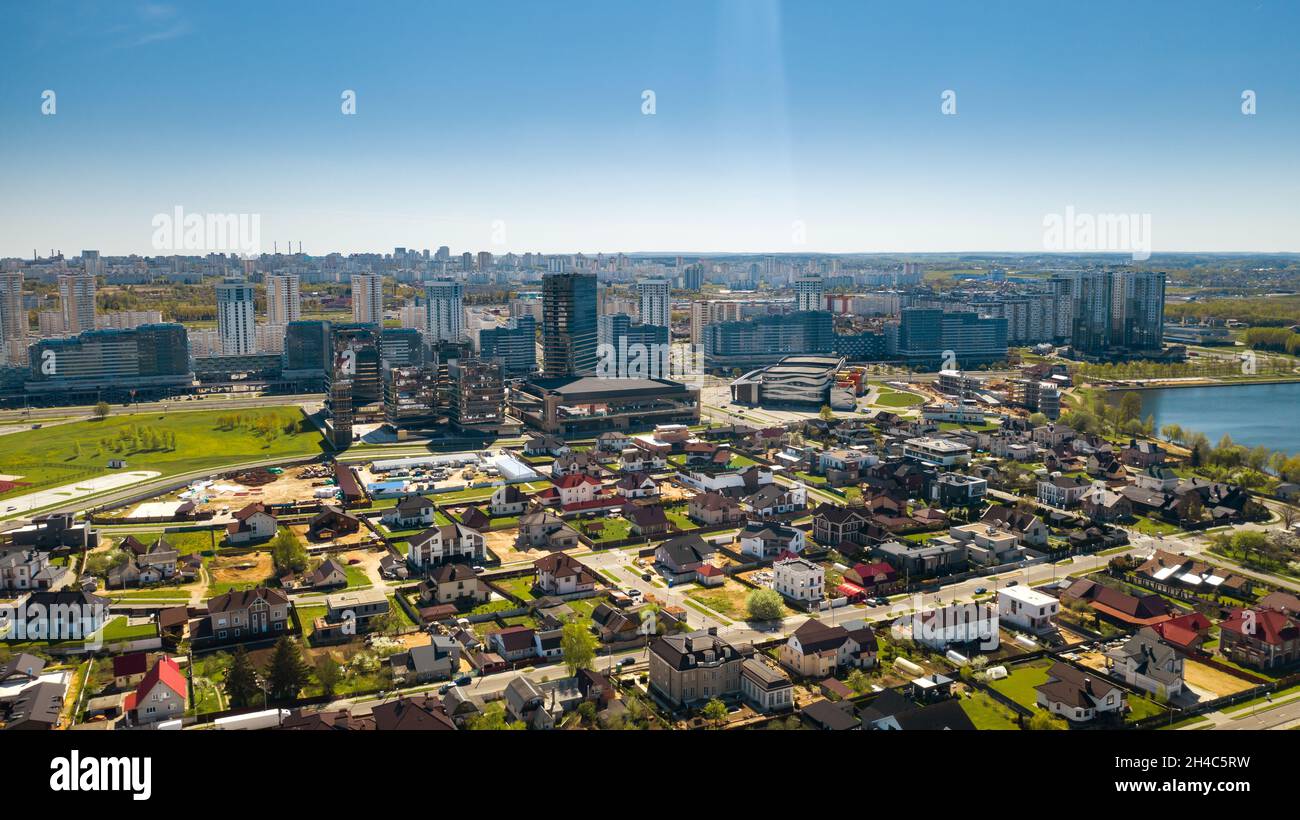 View from the height of the Drozdovsky district and Pobediteley Avenue ...