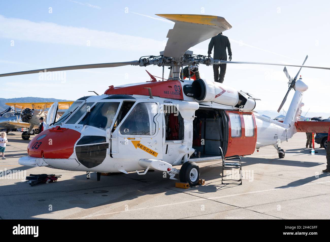 Mh 60t jayhawk hi-res stock photography and images - Alamy