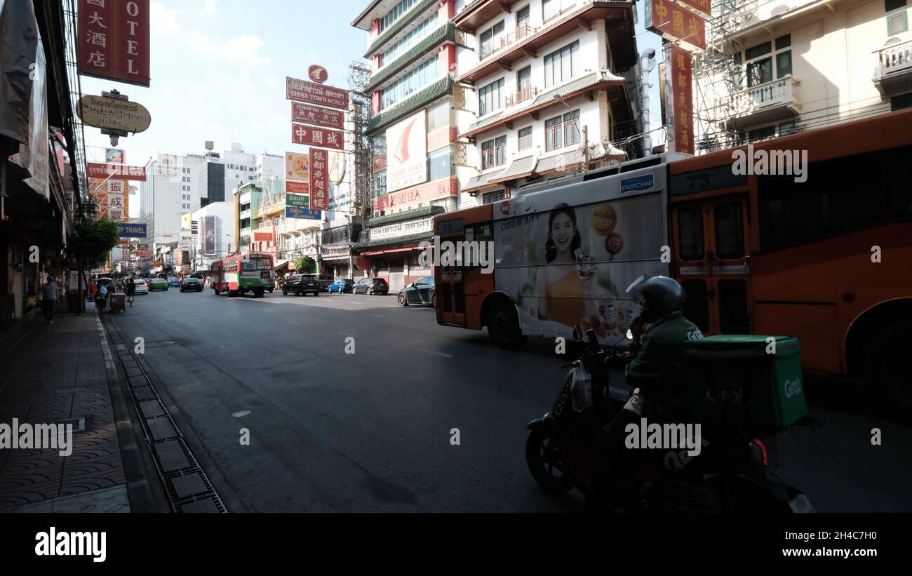 Yaowarat Road in Chinatown Bangkok Thailand during Pandemic Lockdown ...