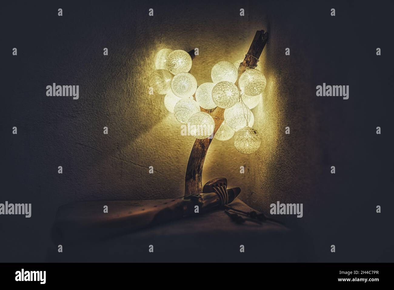 Indian lamp stand hi-res stock photography and images - Alamy