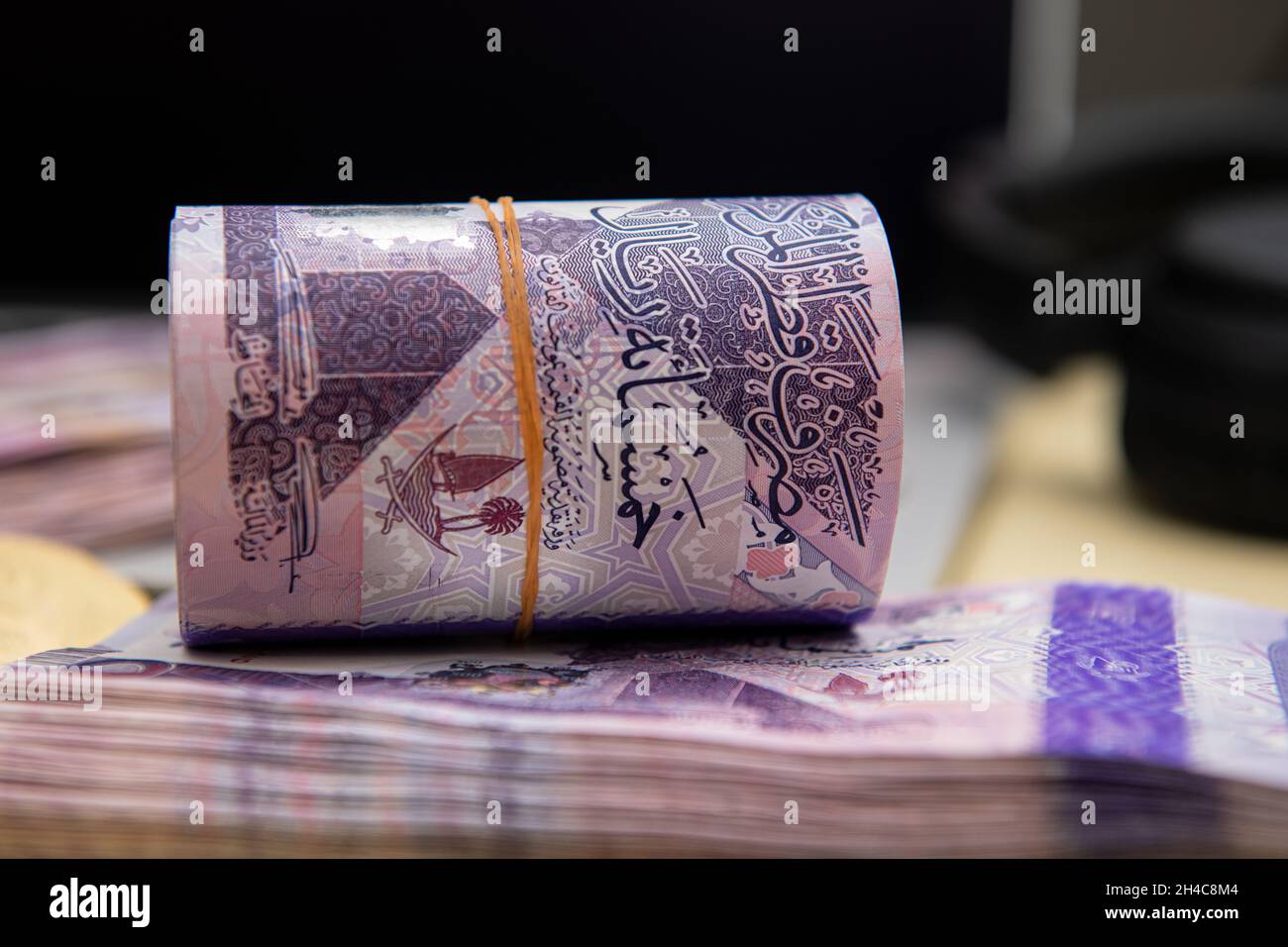 Qatar Currency Newley Launched Bank Notes. Qatari Riyal ,Notes,500 on ...
