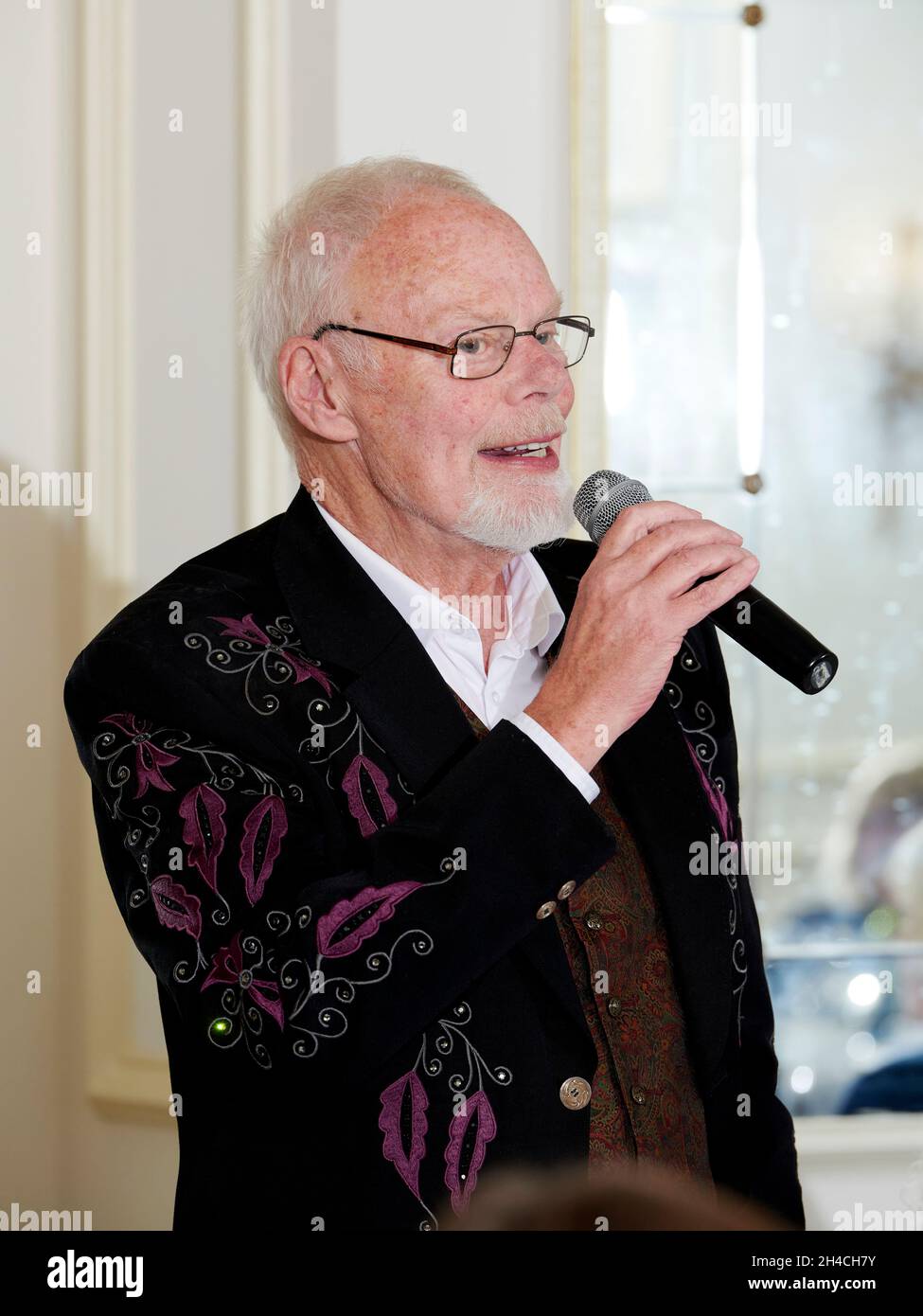 Bob Harris at the Oldie of the Year Awards 2021 Stock Photo - Alamy