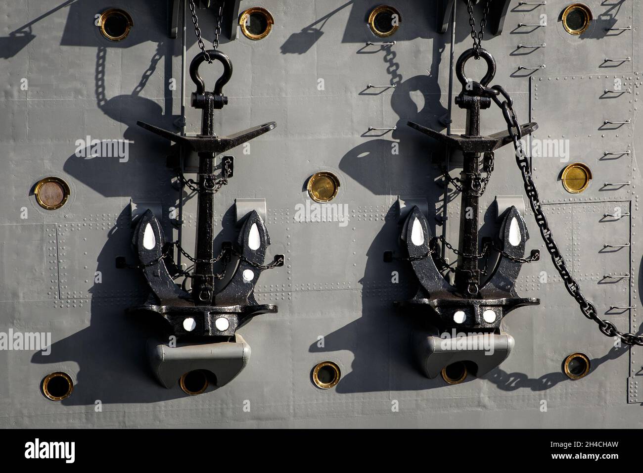 Iron anchor at a steel ship Stock Photo - Alamy