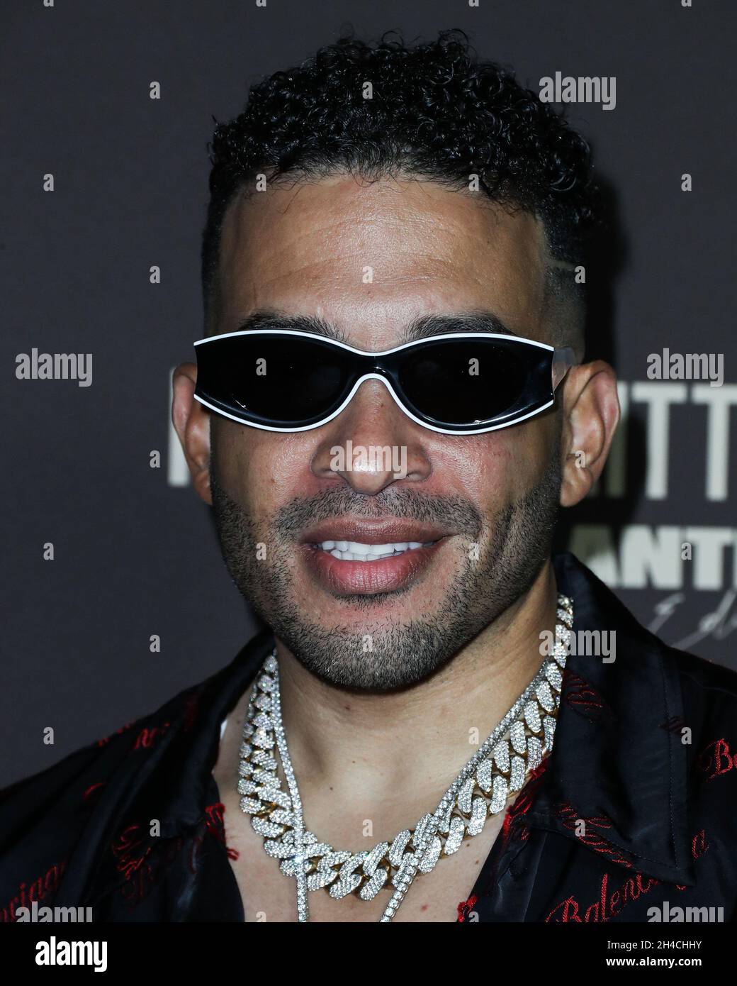 HOLLYWOOD, LOS ANGELES, CALIFORNIA, USA - NOVEMBER 01: Jason Lee ...