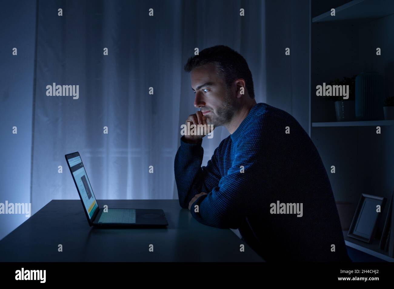 Nerd computer hi-res stock photography and images - Alamy