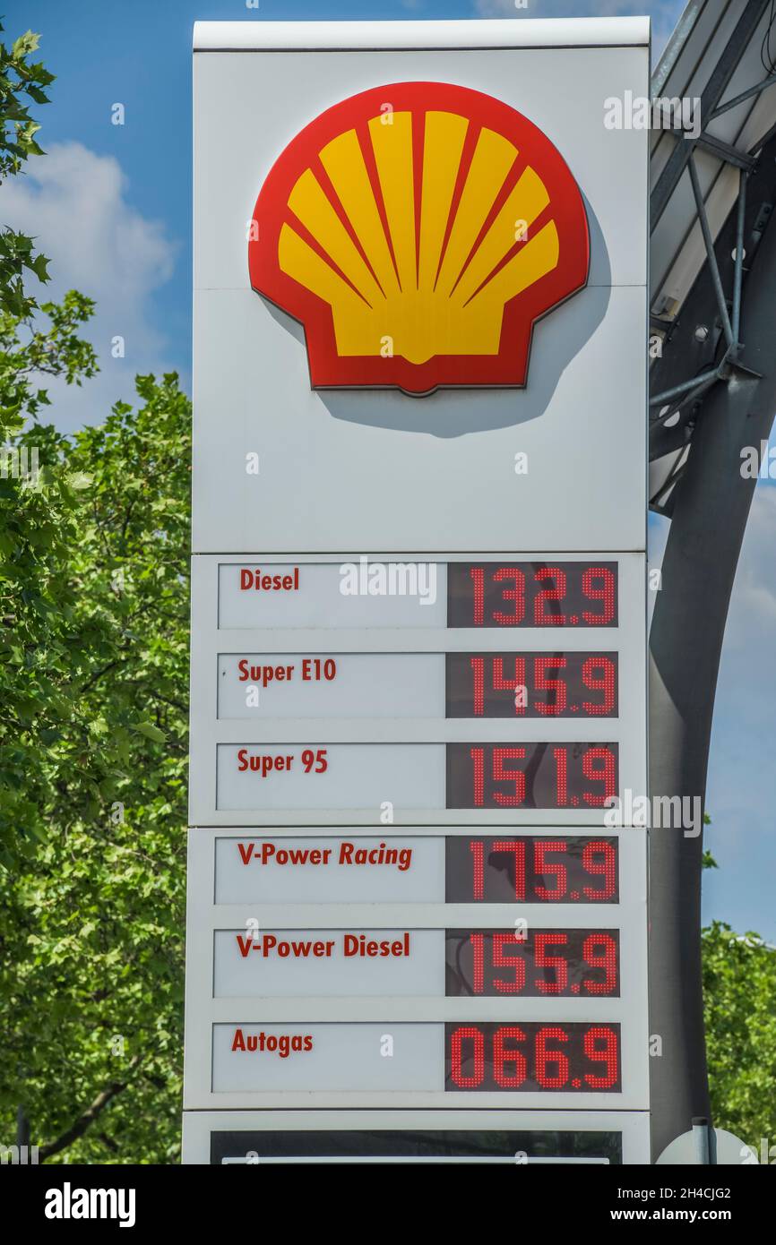 Shell tankstelle hi-res stock photography and images - Alamy