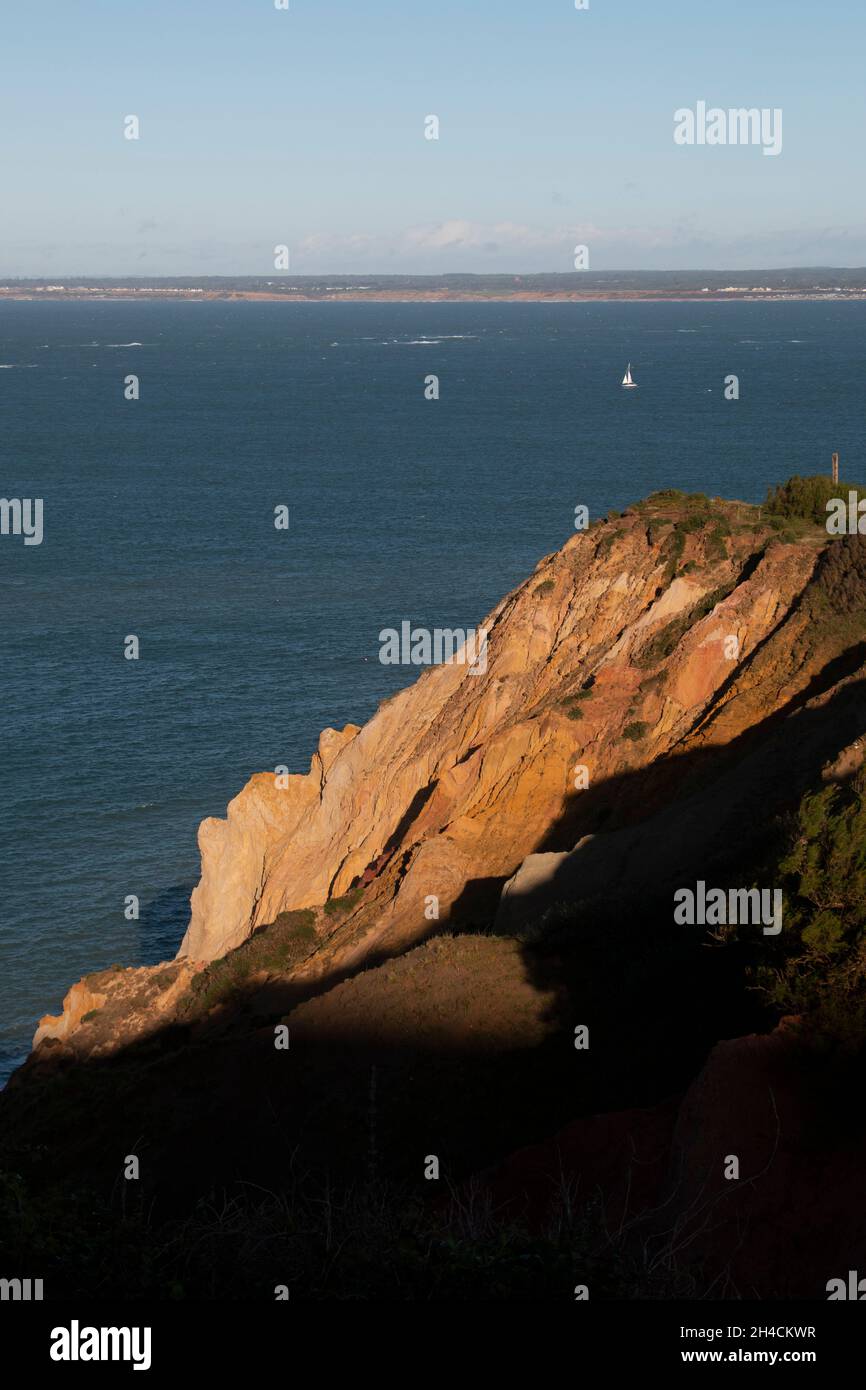 Colour cliffs hi-res stock photography and images - Alamy