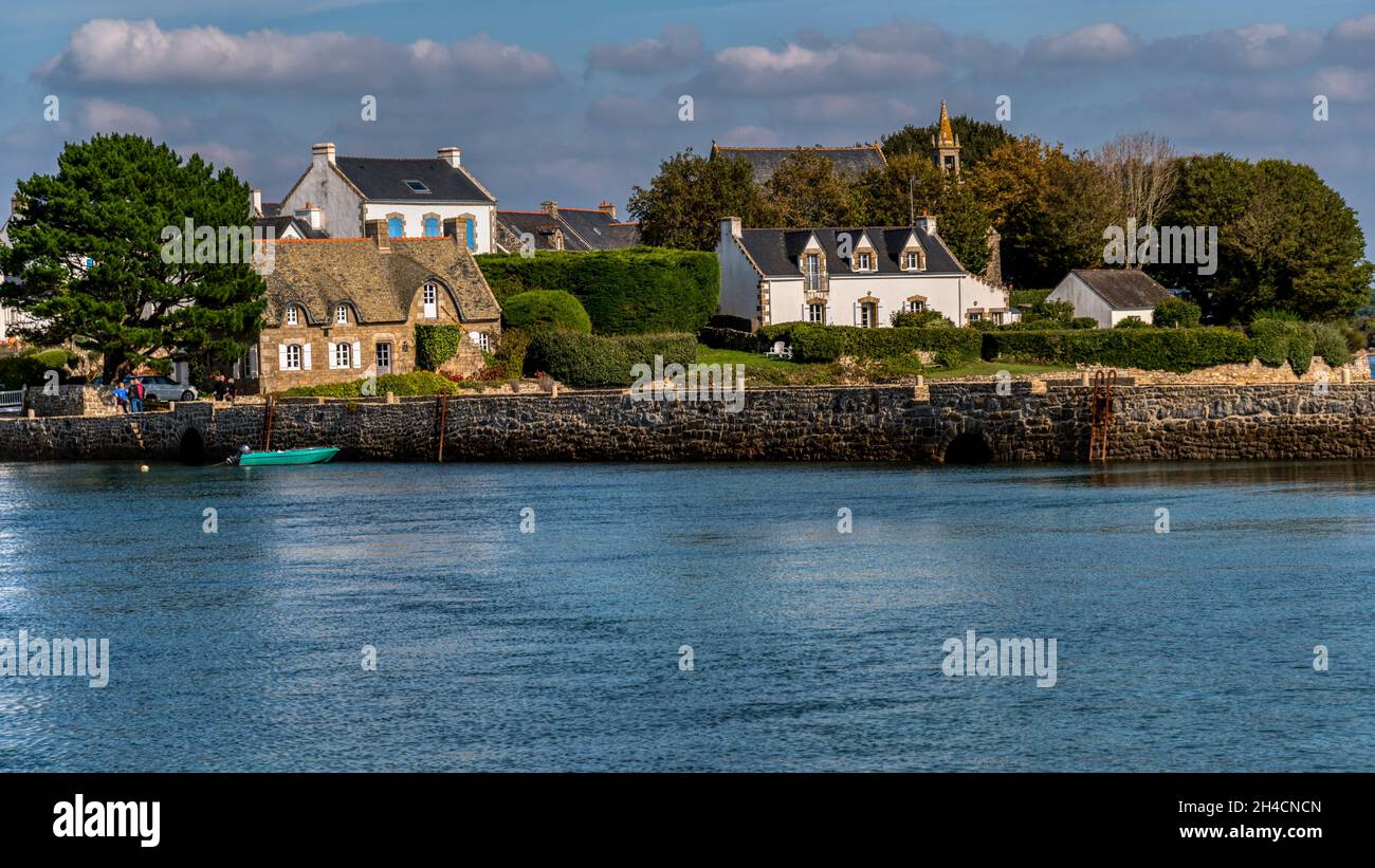 2021, visit to the beautiful village of Saint-Cado in Morbihan in ...