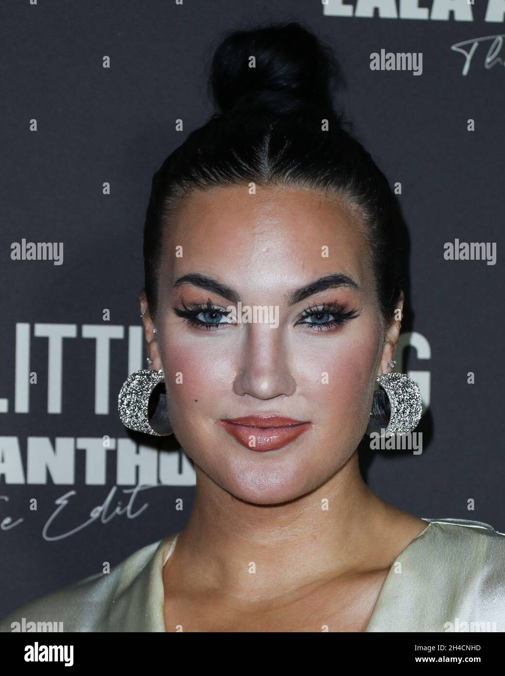 HOLLYWOOD, LOS ANGELES, CALIFORNIA, USA - NOVEMBER 01: Actress Natalie ...