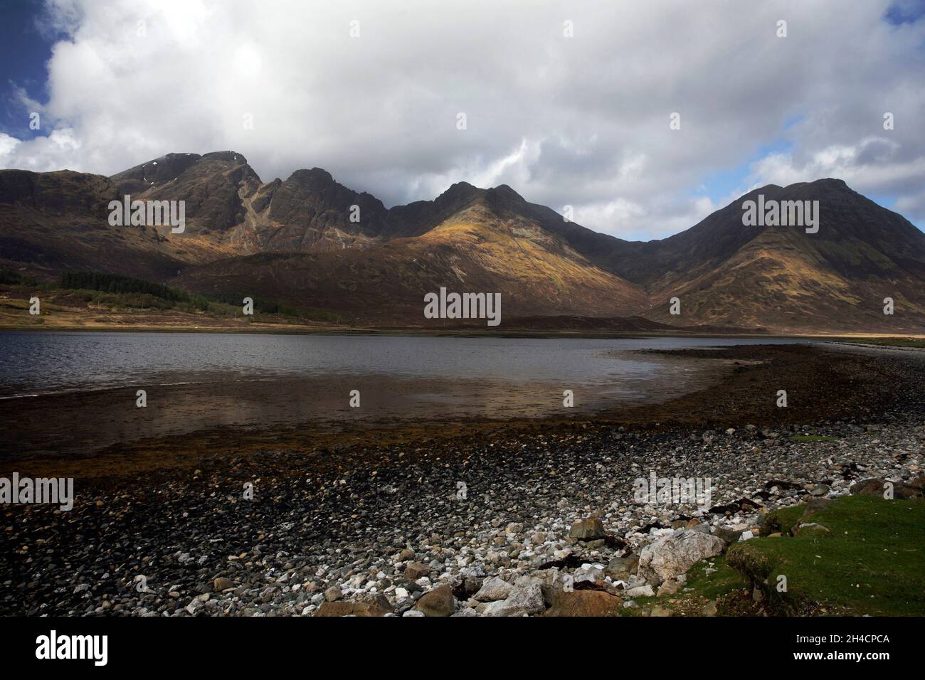 Loch Slapin and Blaven (Bla Bheinn) in the Cuillin mountain range, Isle ...