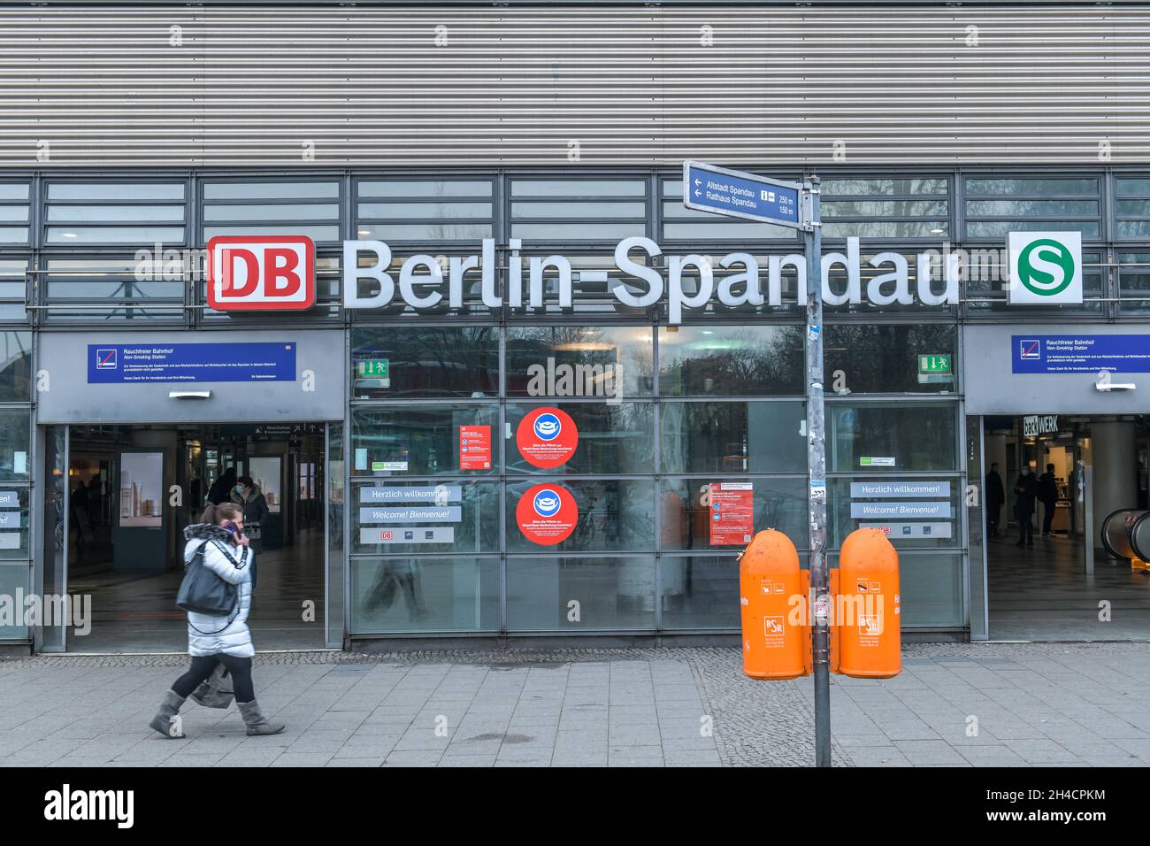 Bahnhof Spandau, Spandau, Berlin, Deutschland Stock Photo - Alamy